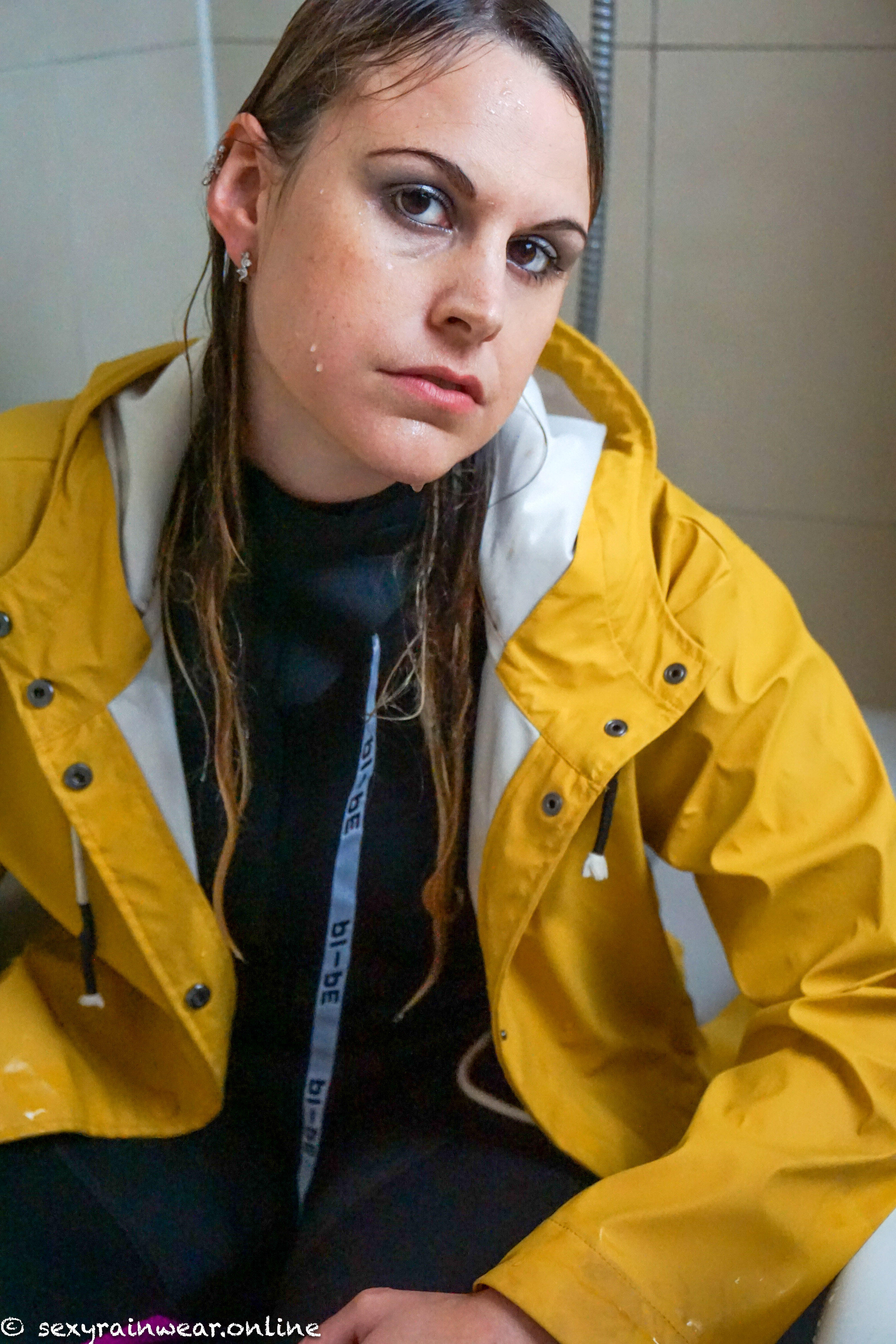 SEXYRAINWEAR.online | Perfectly protected II