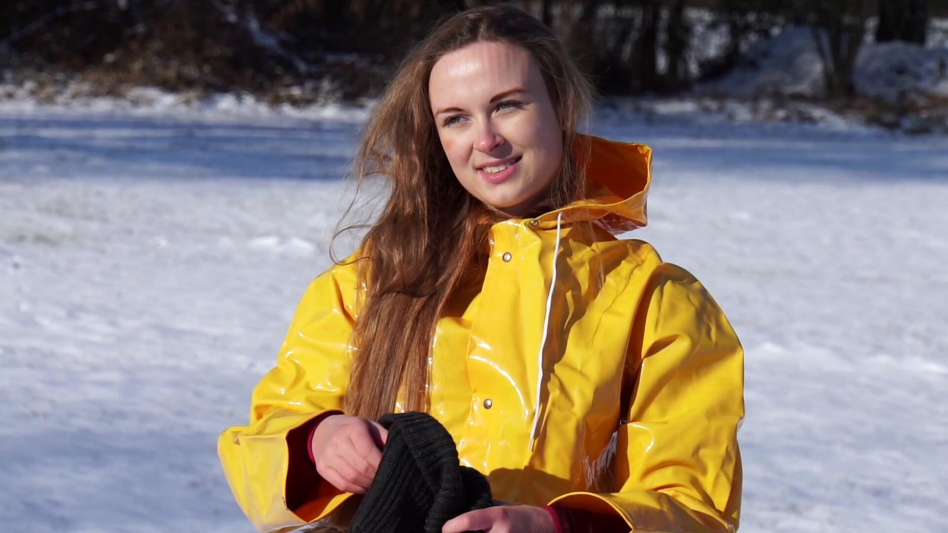 SEXYRAINWEAR.online | Properly geared up - part 2